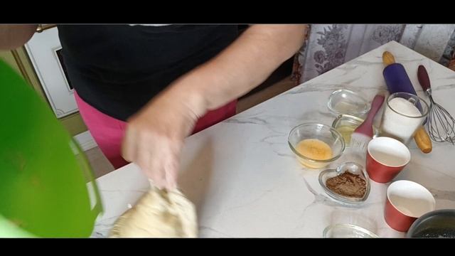 Дрожжевое безопарное тесто.Готовим по настроению.