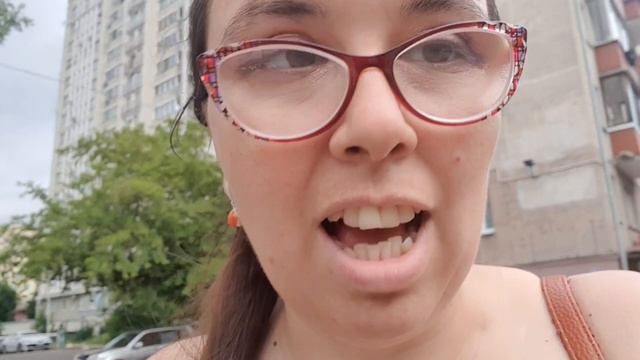 Учебный влог старосты. Облака Минска и пушистые цветы со шмелем 5 июня 2024.