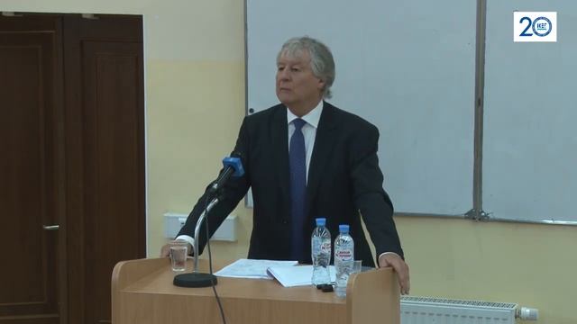 Honorary lecture by UoL Vice-Chancellor Professor Sir Adrian Smith - 14 September 2017.mp4