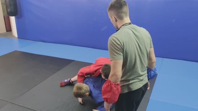 19.11.2023 схватка на внутренних соревнованиях самбо