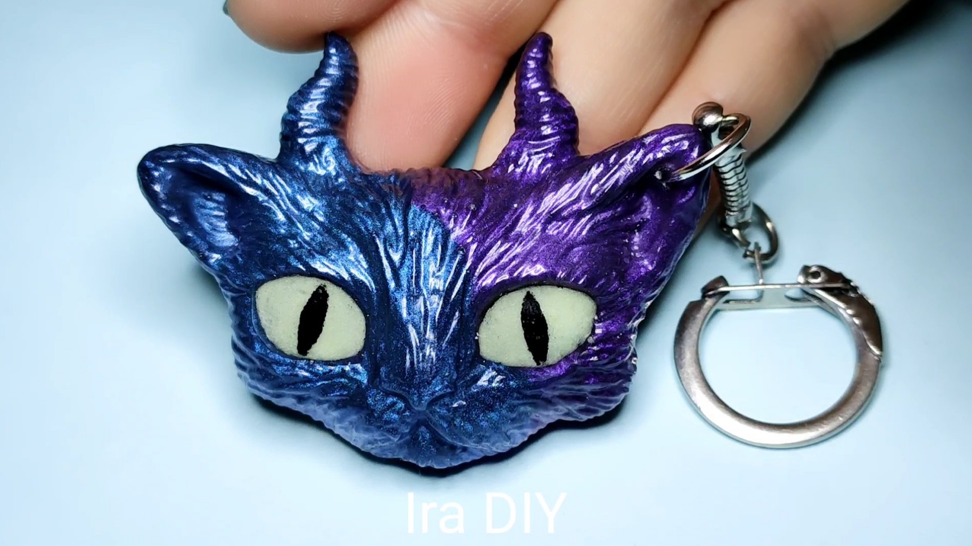 1 день и БРЕЛОК из эпоксидной смолы своими руками готов!!! Украшения ручной работы.  видео DIY