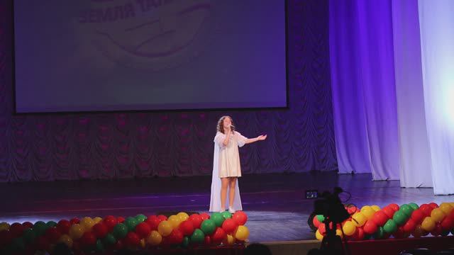 Юлия Сергеева - Песня о далёкой Родине