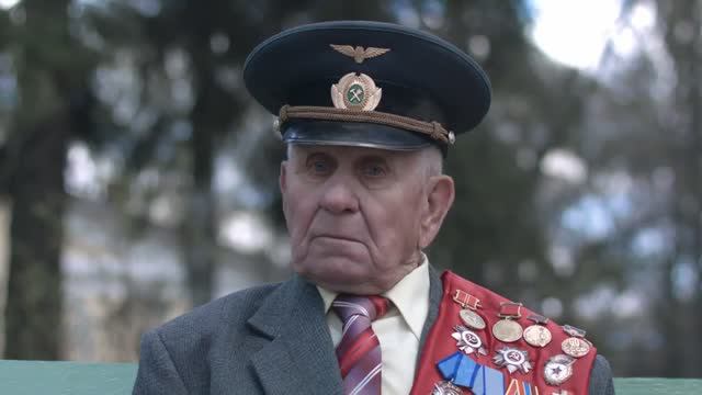 Память. Слова: Олег Скрэтч. Музыка: В. Некрасов