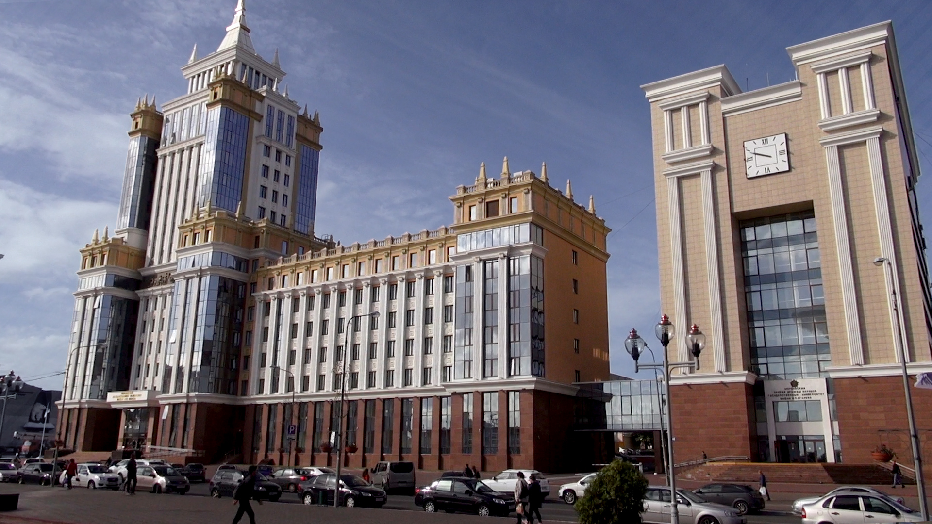 Абитуриент