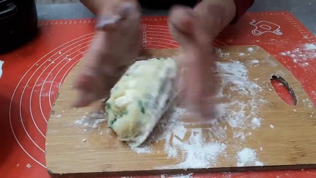 Пол кило картошки и все сыты ! Очень вкусно !