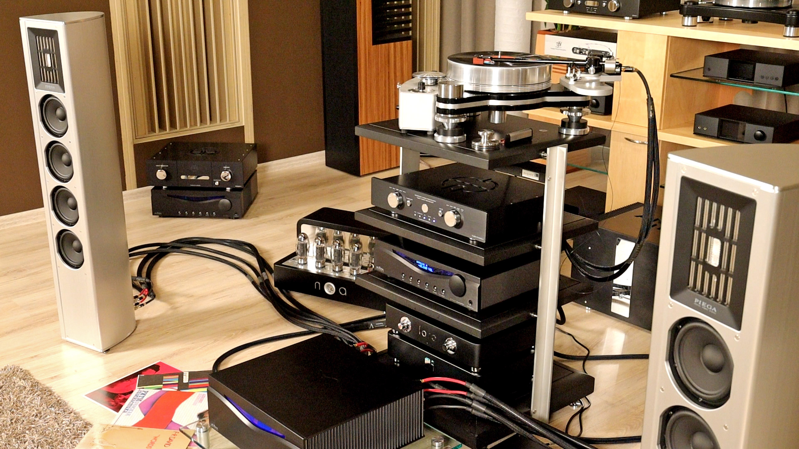 Прослушивание. Piega Coax 511, Audia Flight FLS 1, Audia Flight FLS 4