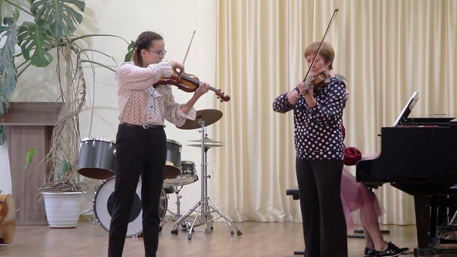 06_Песня о далекой Родине, исп. Анастасия Максимова и Г.В. Конради, конц. Е. А. Воробьева