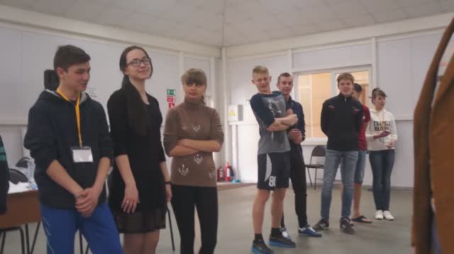 Распределение участников и мини-игра "А ну-ка, покажи-ка" | ПРОФИ ПЛЮС, профориент.mp4