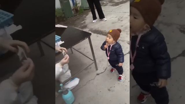 Китайская дисциплина с детства.