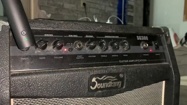 Гитарный Комбик Soundking SG300