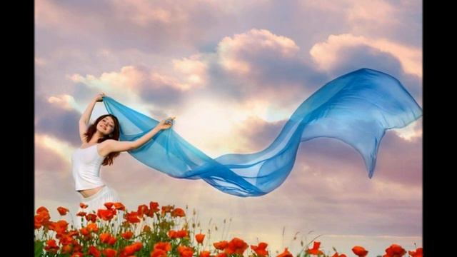 С праздником, дорогие женщины