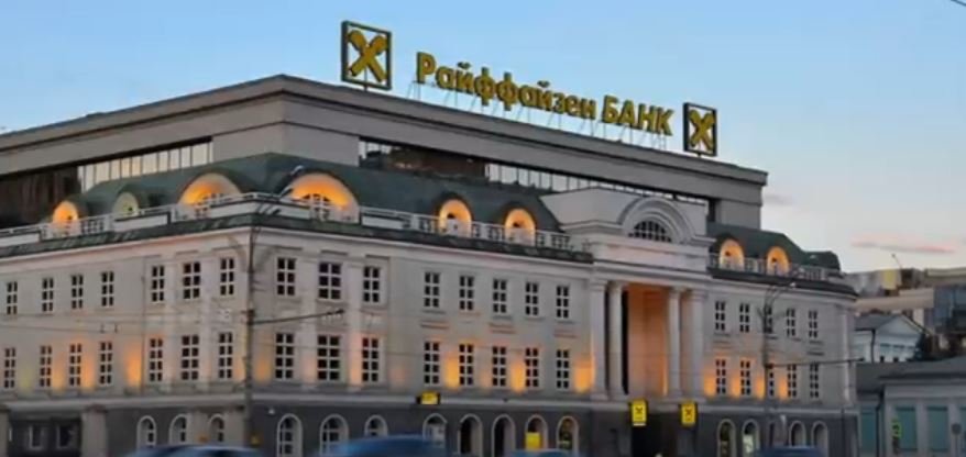 Владимир Путин запретил банкам с иностранным участием выводить активы из России.mp4