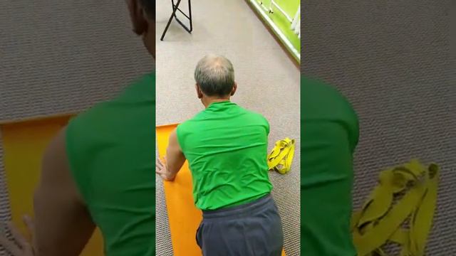 Отжимания. Красивые грудь, плечи и руки. Мужской вариант.