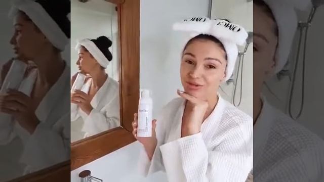 Как правильно очищать лицо? Домашний уход от SkinClinic