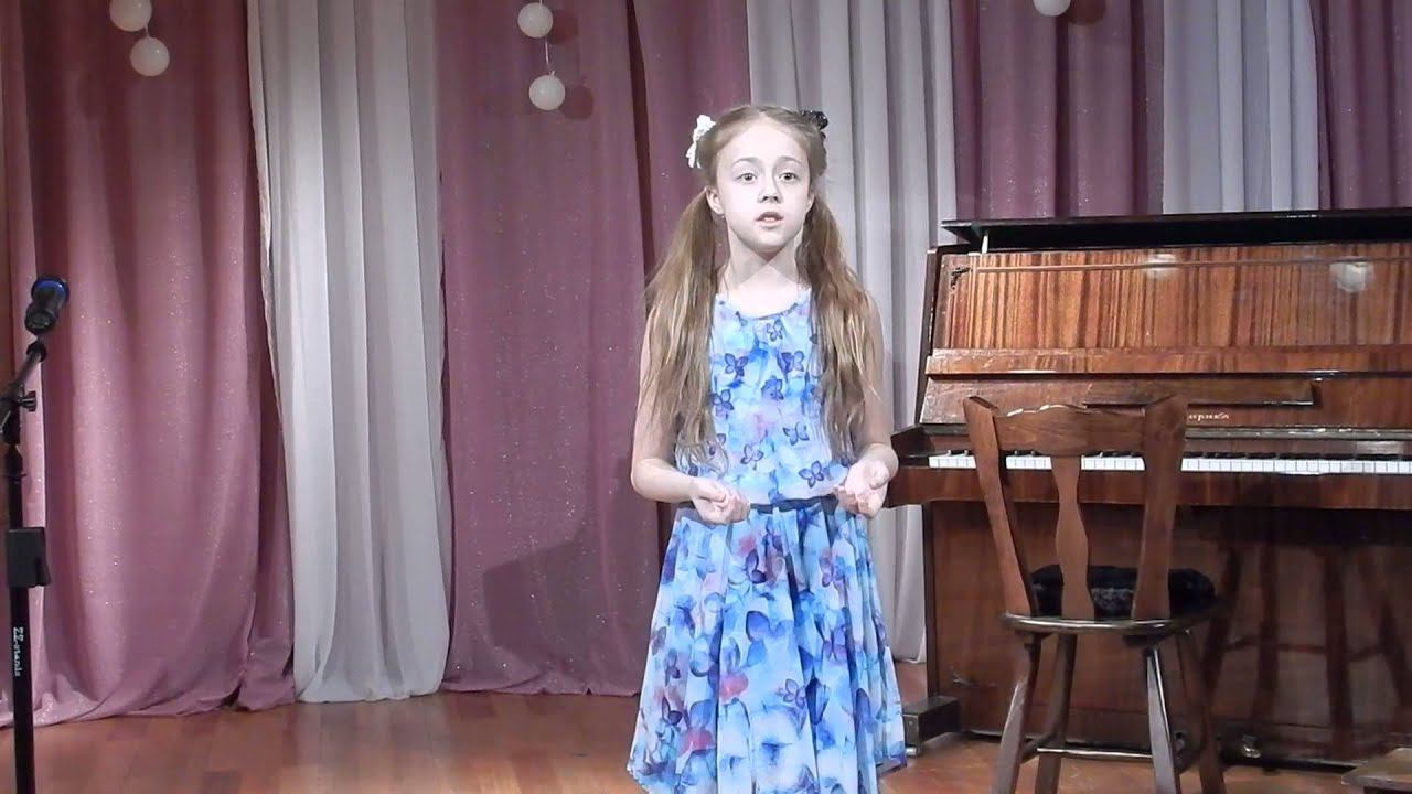 Лиза Васильева читает Есенина. Дай, Джим, на счастье лапу мне...