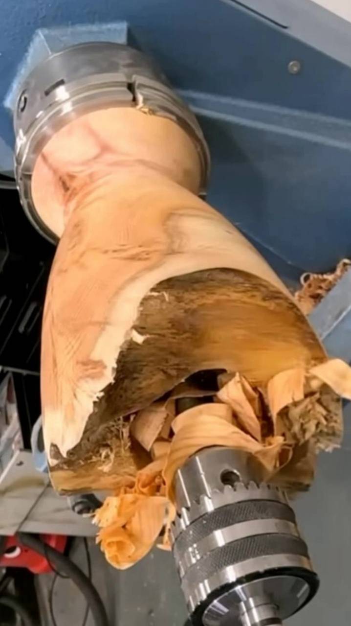 Мастер-класс как сделать/выточить на токарном станке стильную вазу из дерева своими руками