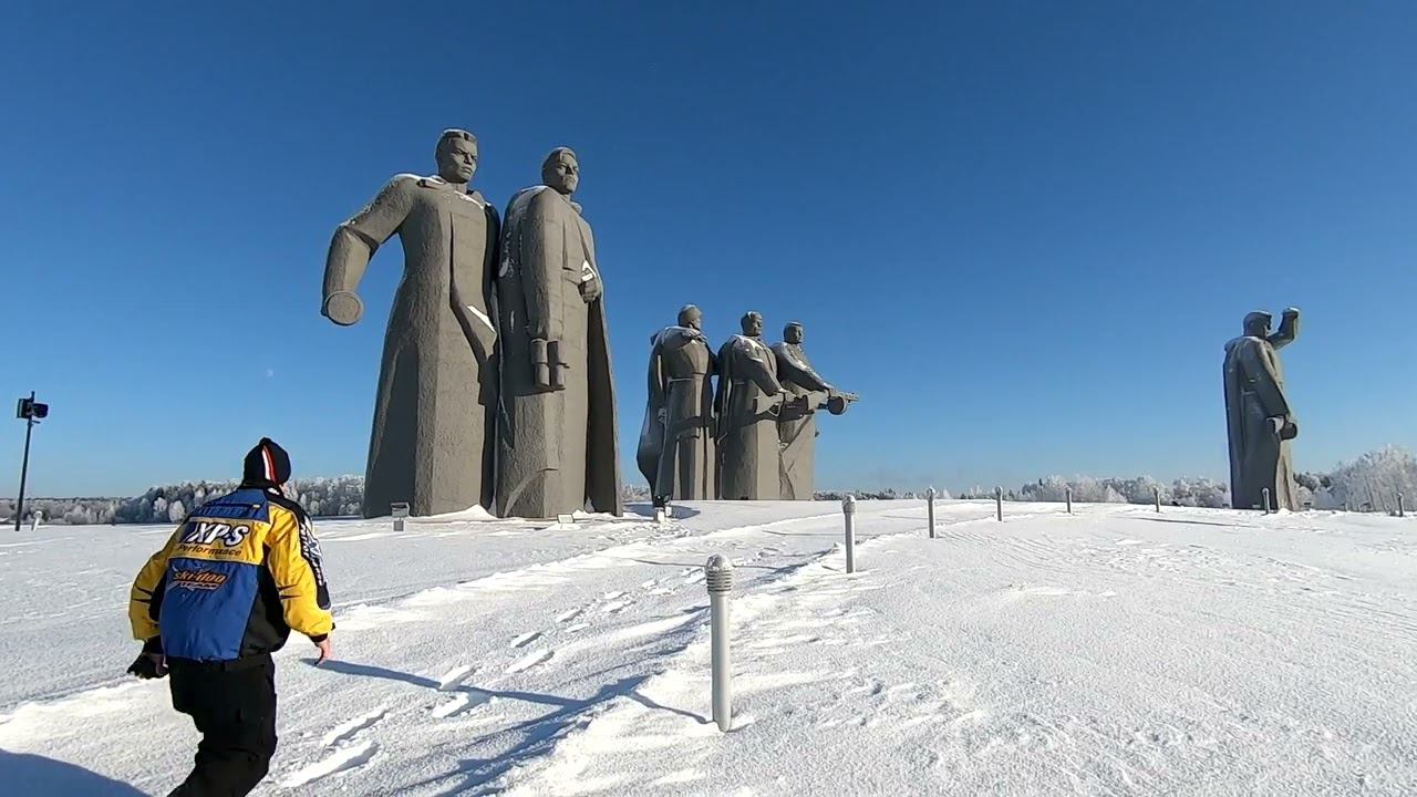 Покатушки на снегоходах к Мемориальному комплексу 28 Героям-панфиловцам