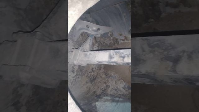 Сломало стойки, и лопасть Мортел Мастер 5200. Пневмонагнетатель.