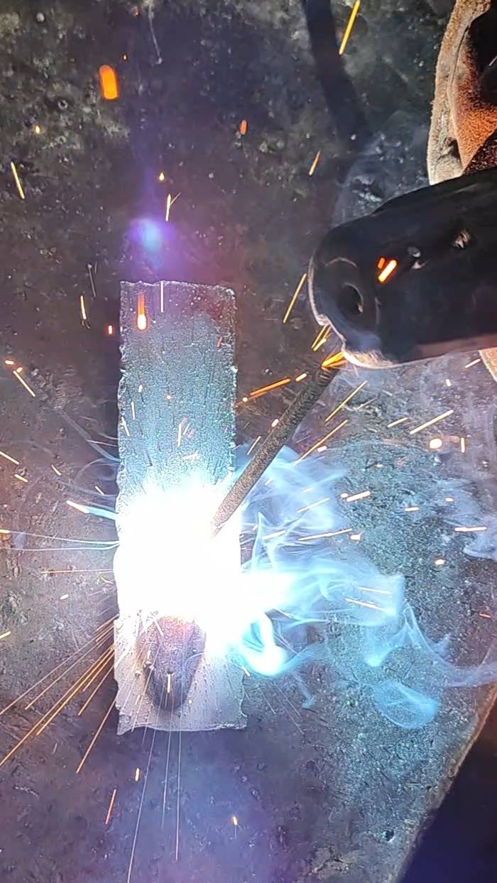 Один день из жизни сварщика