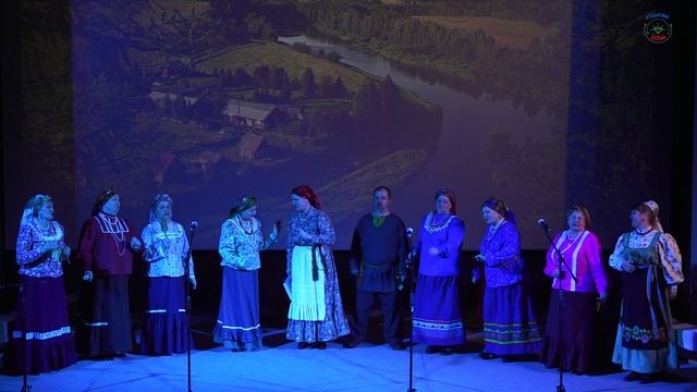 Красна девица вила кудёрышки... 22-04-1н