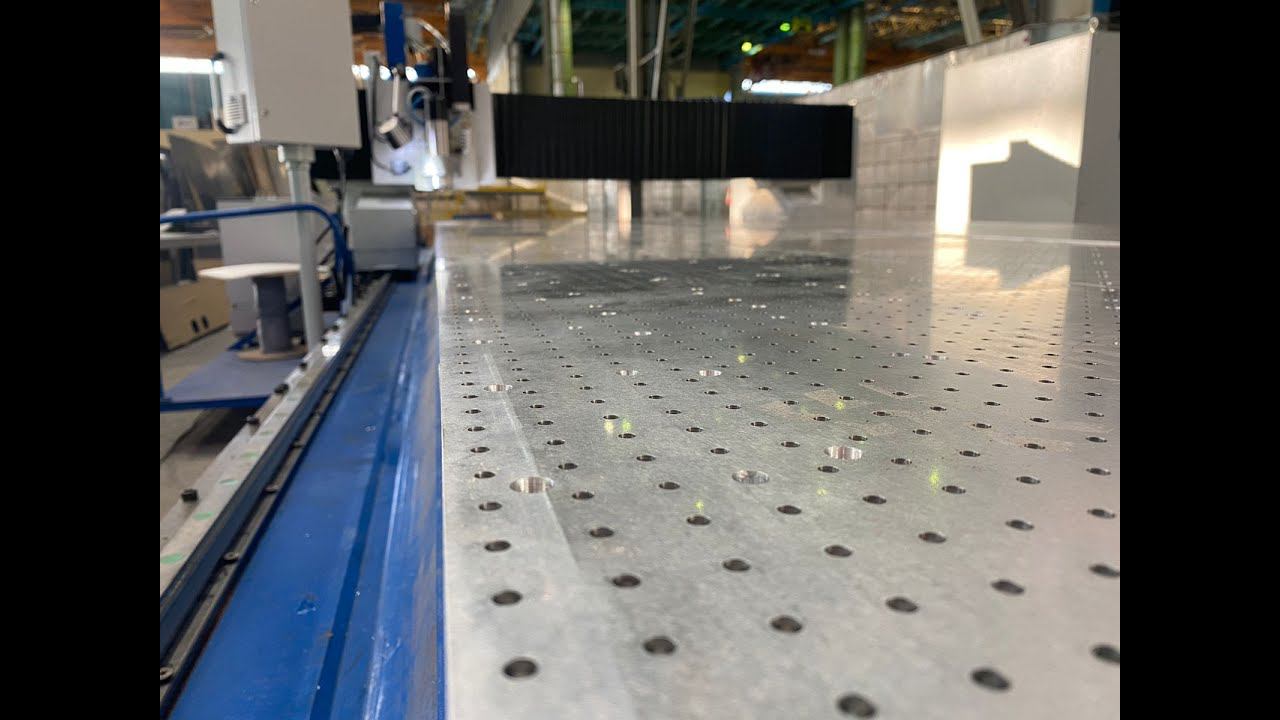 Вакуумный перфорированный стол 6x2 метра для авиационного завода ✈