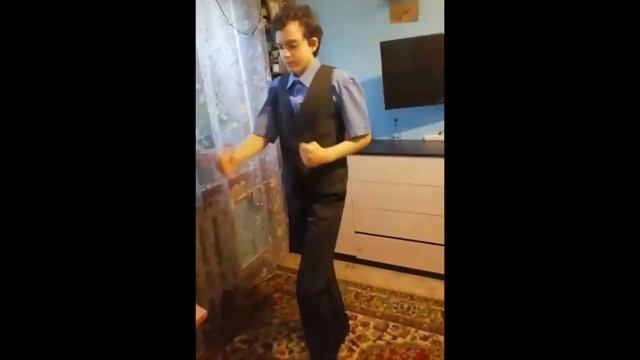 Мы рисуем и танцуем сказочное лето