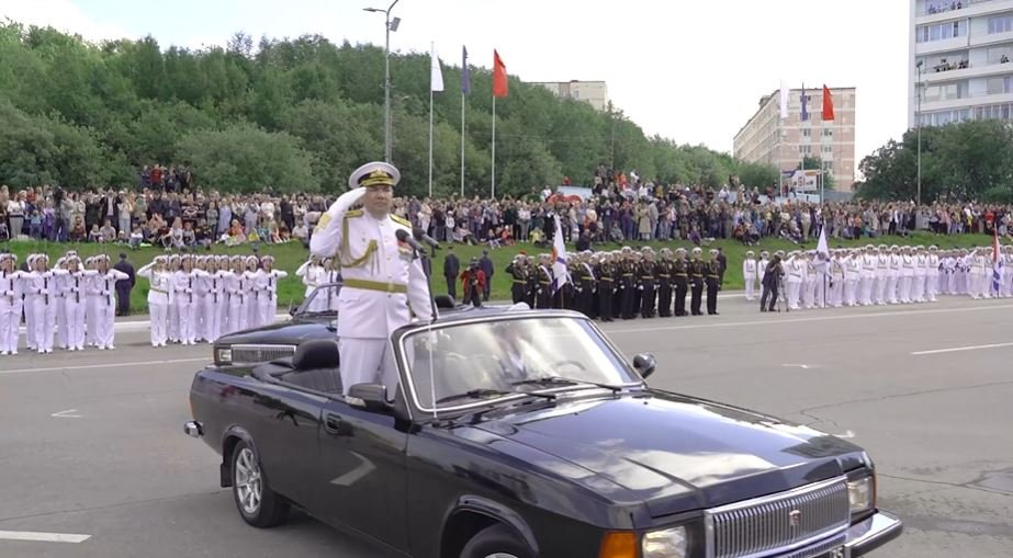Оренбургская делегация с Сергеем Салминым приняла участие в праздновании дня ВМФ в Североморске