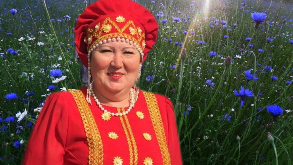 Любовь Костоглотова "Расцветайте с васильками!" (Музыка Константина Дерр, стихи Ирины Скибиной)