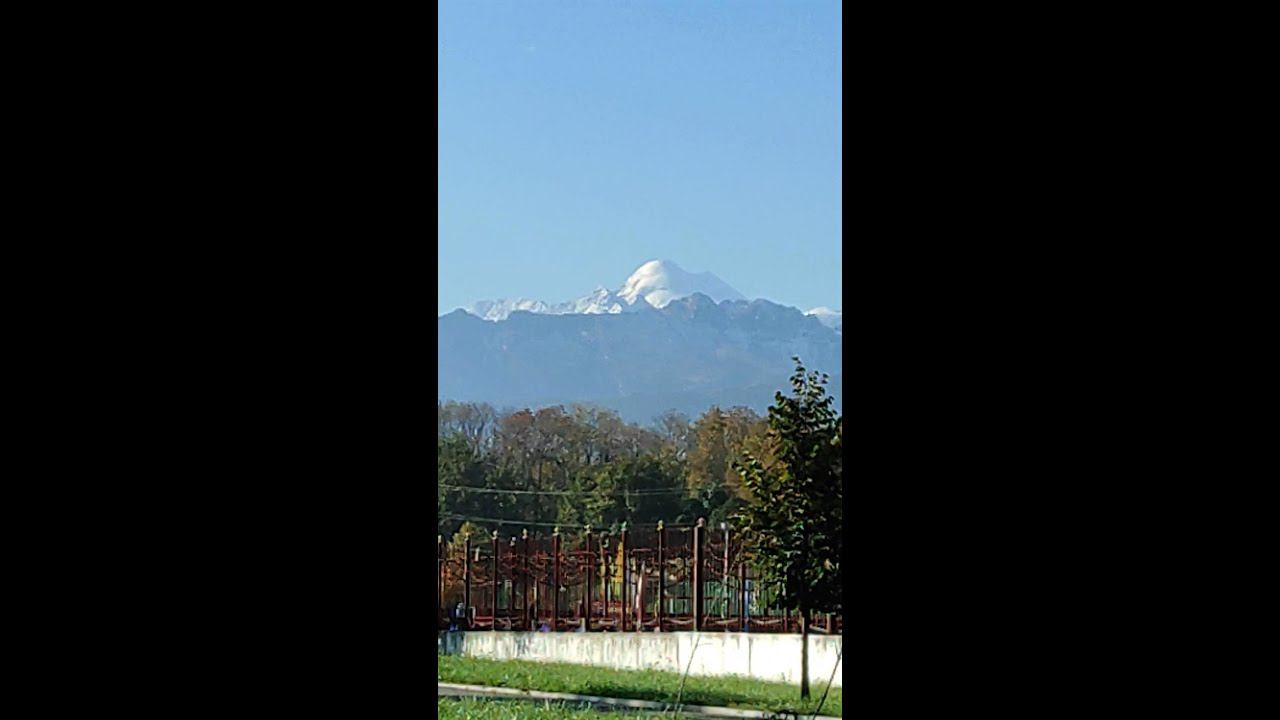 Гора Казбек. Вид из Владикавказа