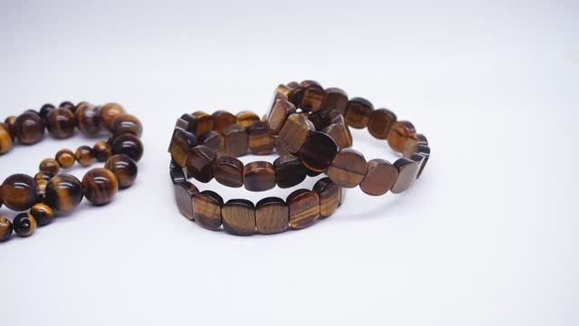 Браслет Тигровый глаз натуральные камни самоцветы поделочные камни женский мужской 3803 Хорошие Вещи