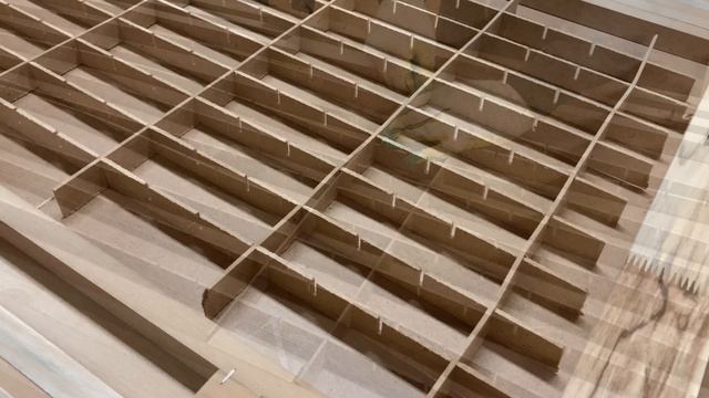 Сборка МДФ-решетки на производстве фабрики дверей "Терем".