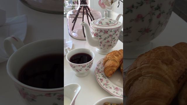 Retro Ritz - La Vie En Rose Noble #2 | Портфолио коллекции