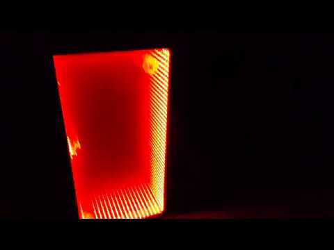 Зеркало с эффектом бесконечности.