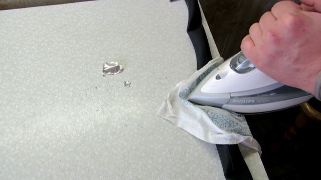 Быстро заклеить камеру велосипеда утюгом Десят Минут и Поехали Cover the bike camera with a hot iron