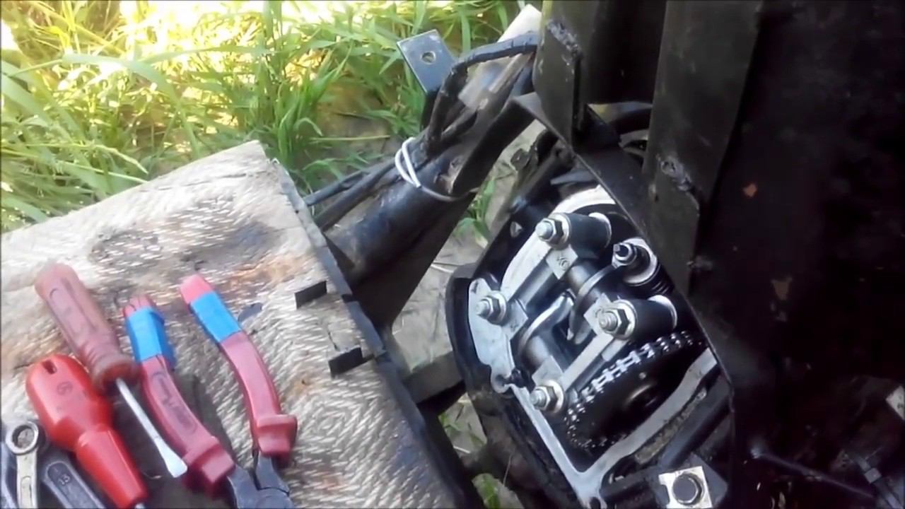 Укоротить вытянувшуюся цепь ГРМ на двигателе 139qmb китайского скутера