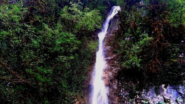 Водопад Мужские слезы. Абхазия. Музыка Вадим Манцев (NikaDim).