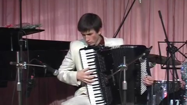 Александр Поелуев А. Холминов - 'Финал' из сюиты для баяна (архив 2009)