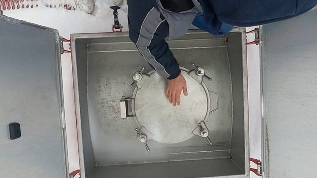 Полуприцеп-патоковоз Kassbohrer 2022.wmv