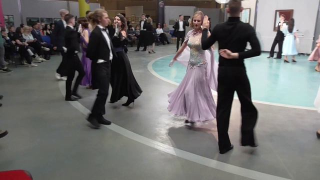 12 - Марш-карусель