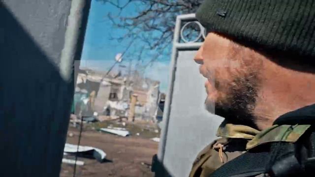 Окраины Мариуполя Март 2022 бойцы НМ ДНР и военкор Филатов на окраинах Мариуполя