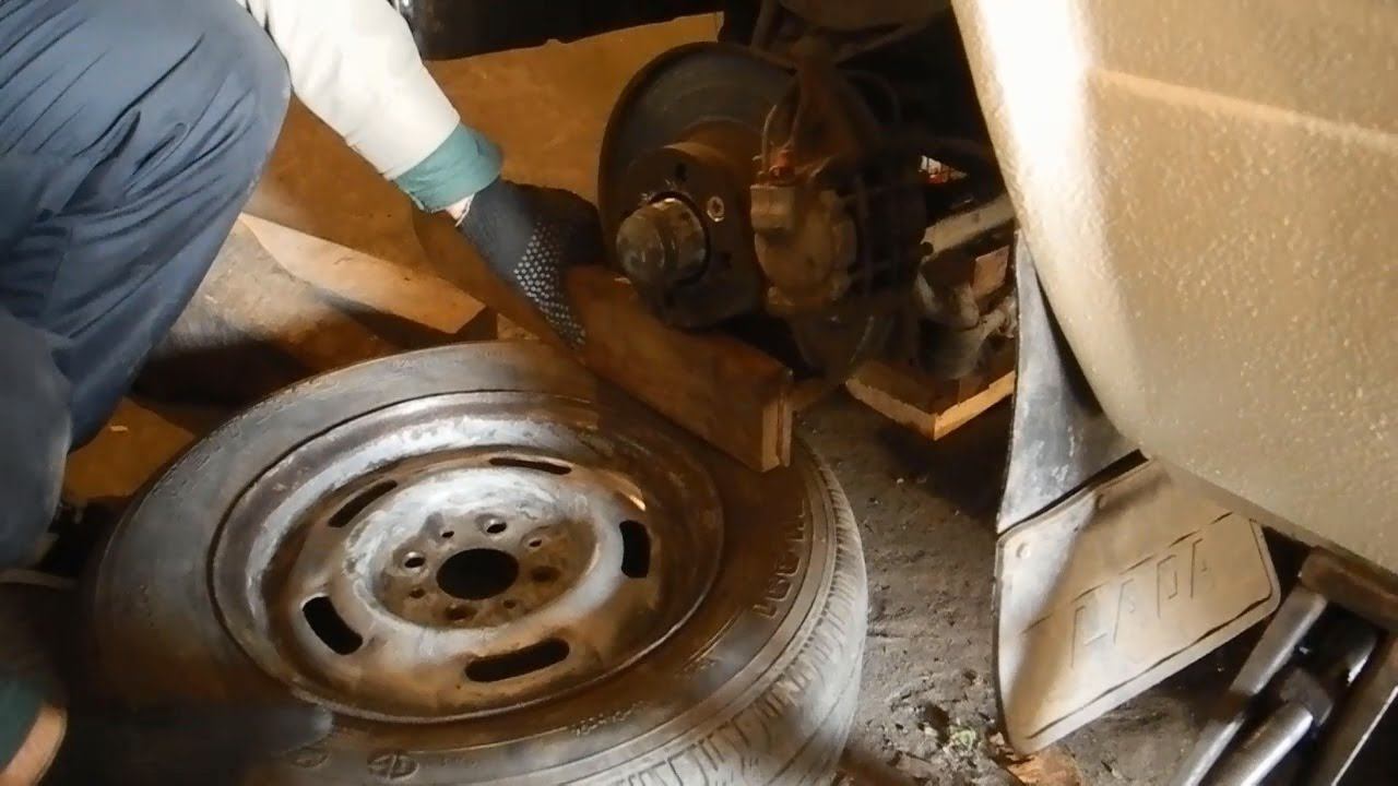 Как самому отремонтировать колесо, одними руками