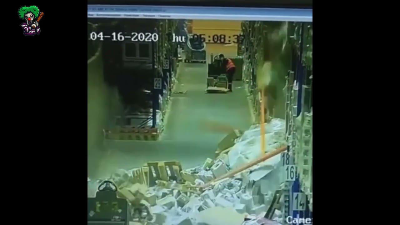 Хоть бери и увольняйся .... #прикол