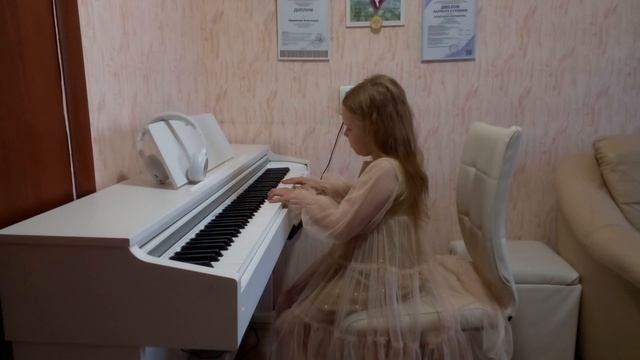 Александра Пермякова 8 лет А. Живцов Весенний ручей .mp4