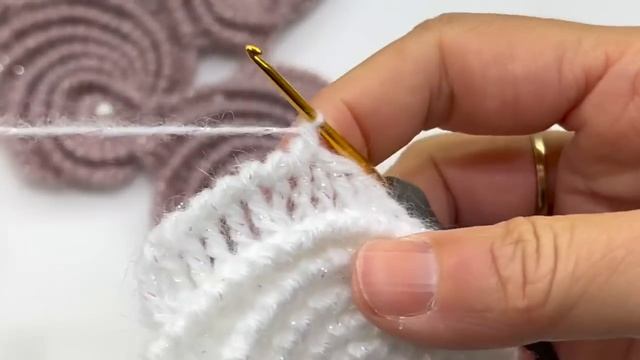 Görüntü muhteşem... yapımı çok kolay ,İstiridye şal modeli (yakın çekim, ayrıntılı anlatım)