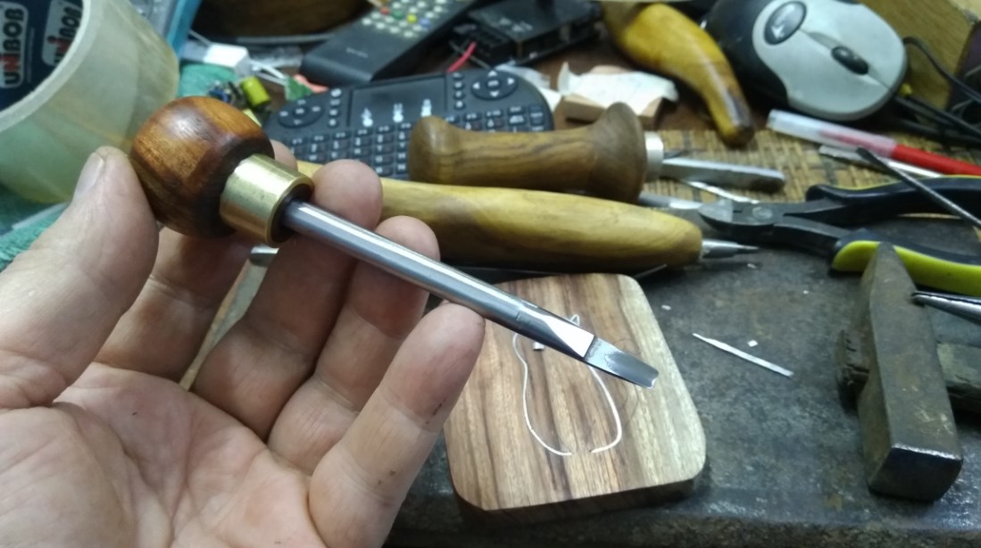 Штихель для инкрустации..mp4