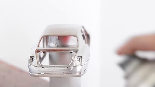 Восстановление брошенного поврежденного автомобиля модели Bentley Mulsanne