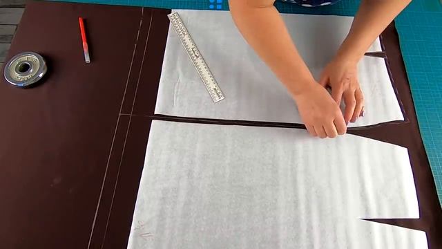 Шьем платье которое выбрали зрители. Моделирование и раскрой. Часть 1.mp4