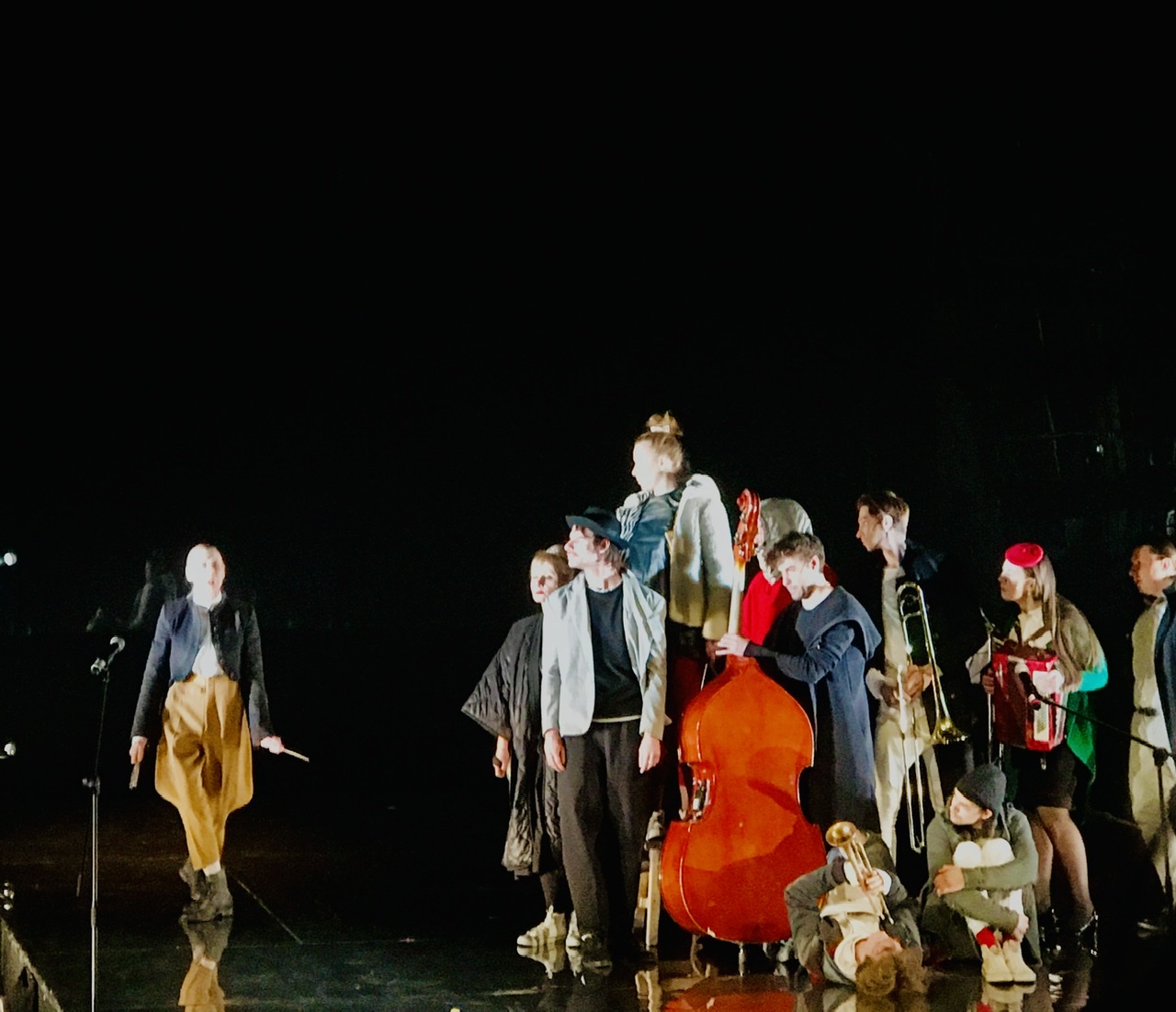 Фестиваль ВСТРЕЧИ В РОССИИ-22: из спектакля "Зощенко. Зощенко. Зощенко" (1)