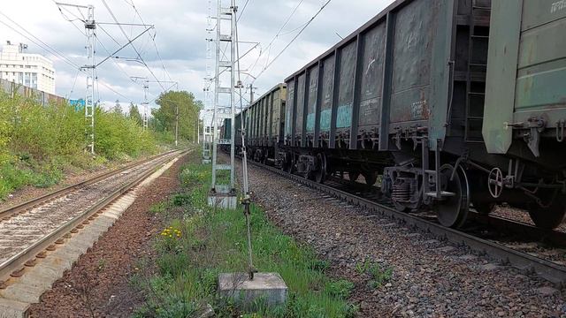 2ЭС6 в Обухово грузовой поезд