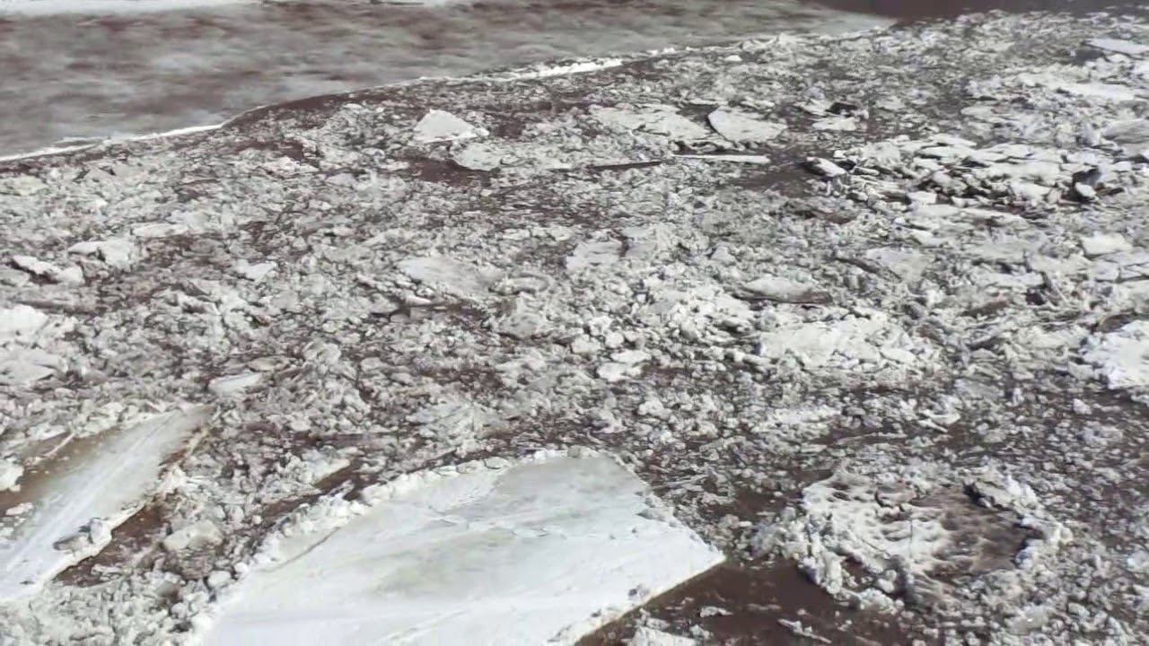 ледоход в Новохоперске 3